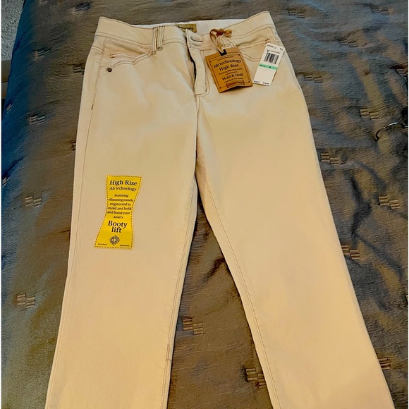 Democracy | Jeans | Democracy Denim Jeans Cream Color Great Fit Brand ...